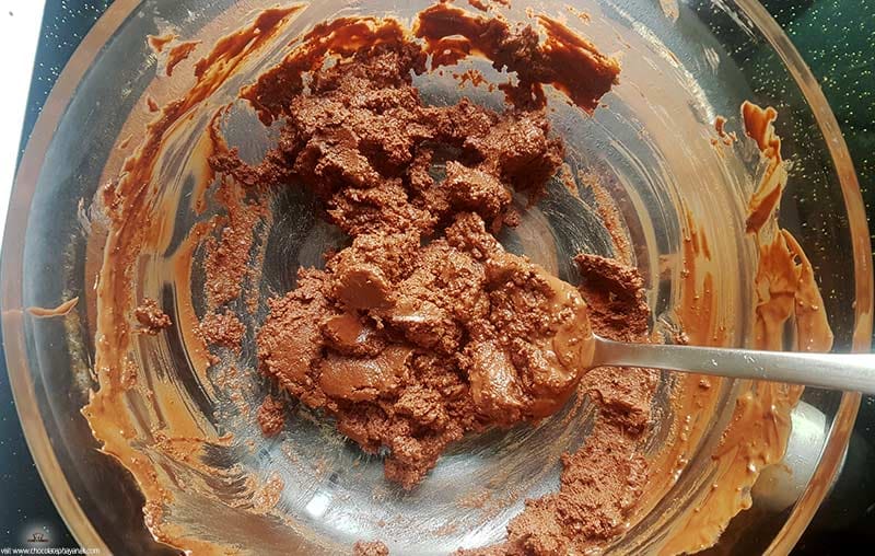 Rescue Your Chocolate: Simple Steps to Fix Seized Chocolate